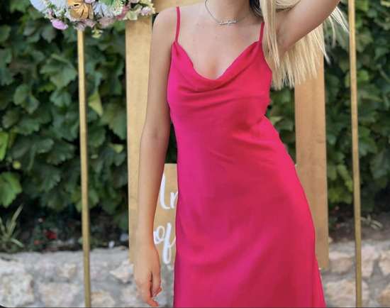    Svilena haljina Sinsay