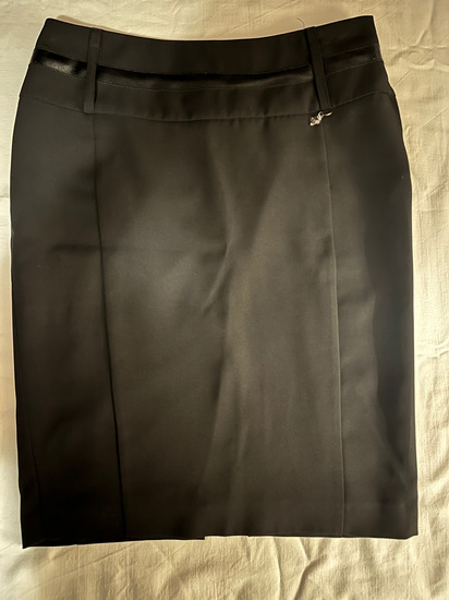 Crna poslovna suknja Motivi Italia