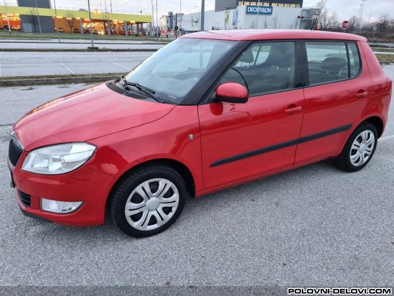 Skoda Fabia Svetla I Signalizacija