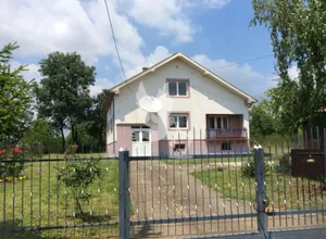 Prodaja Kuća - Mladenovac, Amerić
