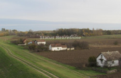 Prodajem Poljoprivredno Zemljište, Sremska Mitrovica, €226.600