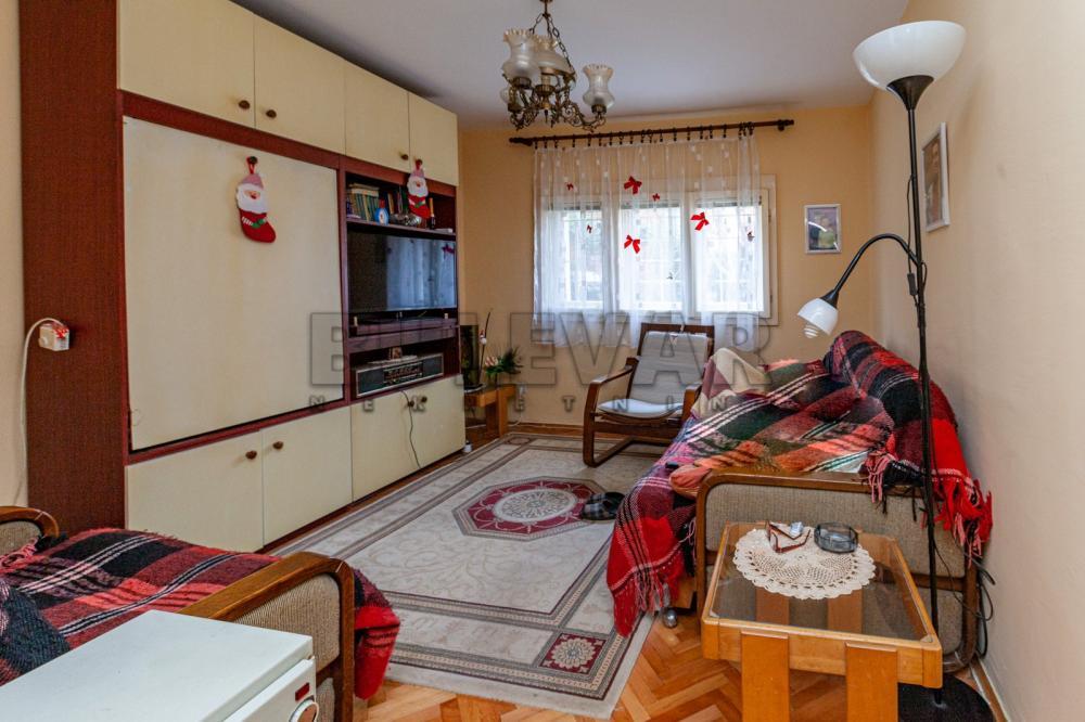 Zdravke Vučković, Četvorosoban stan na prodaju, 59m2, 65.000€