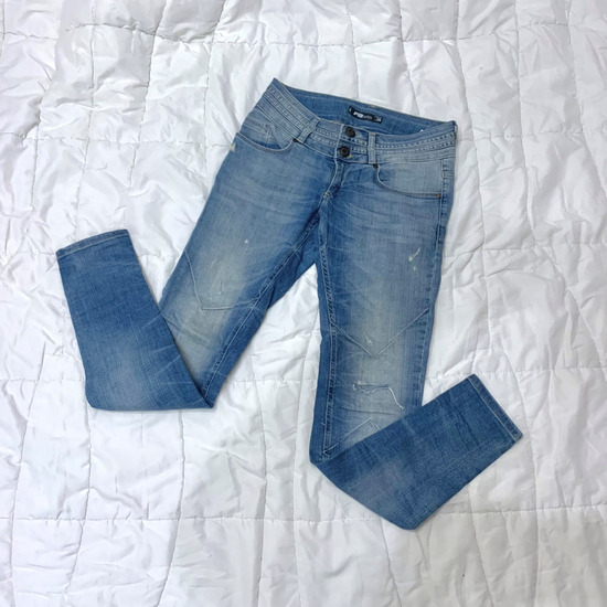 111. Farmerke New yorker svetlo plavi jeans