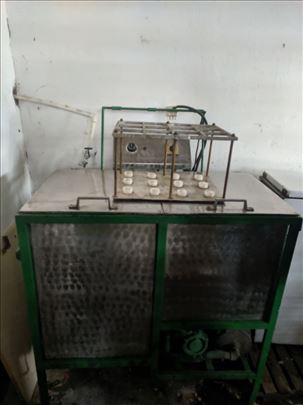 Mašina za pranje litarskih staklenih flaša