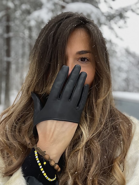 Kratke ženske kožne rukavice