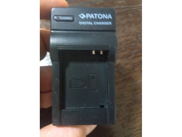 patona dc03-04200350-eu punjac baterija ispr sa slika