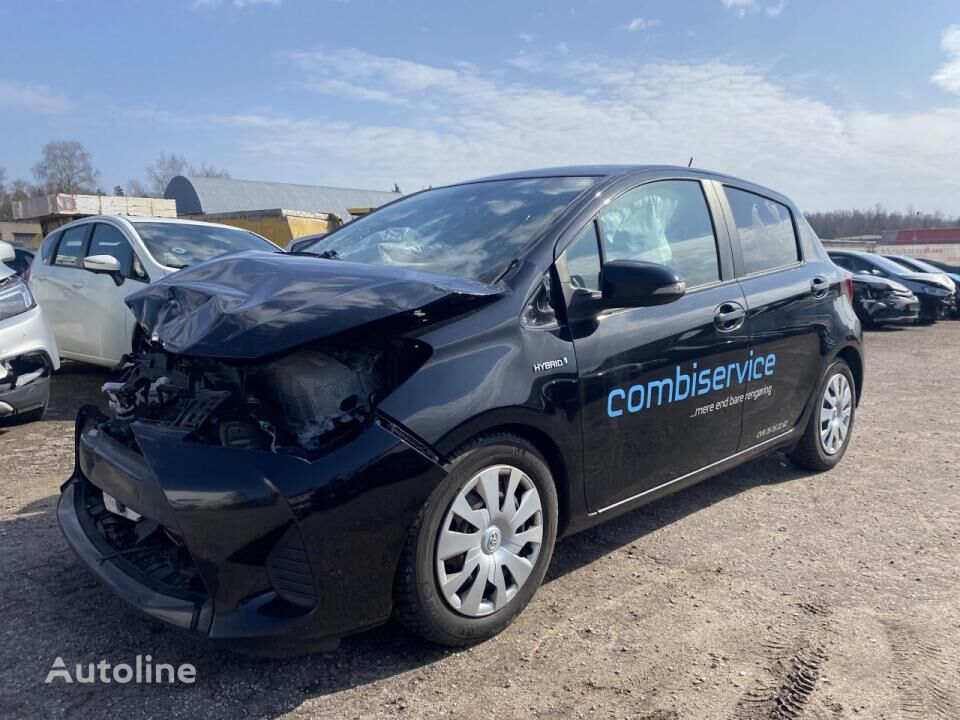 Toyota Yaris 1.5 Hybrid e-CVT hečbek nakon udesa