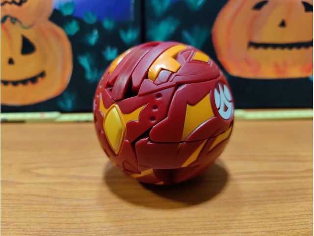 Ogromni Bakugan Drago Sega Toys original