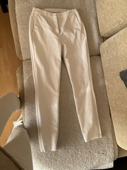 Zara bele pantalone