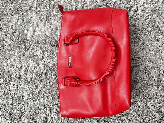 crvena torba