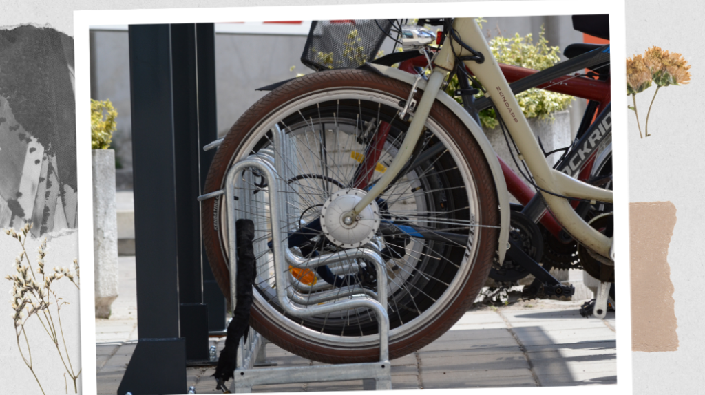 Nadstrešnica za bicikle Urbana oprema doo Novi Sad