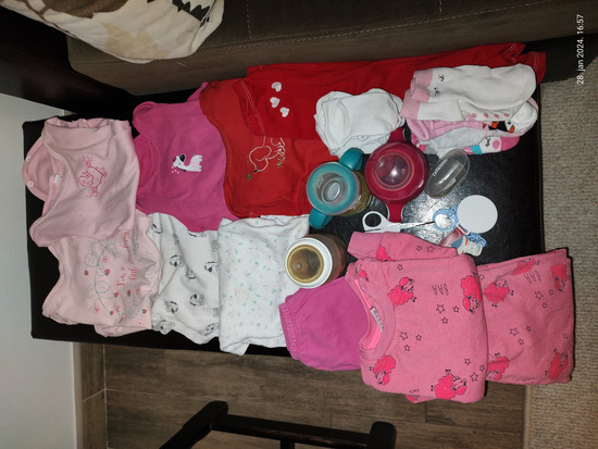 Oprema i garderoba za bebu