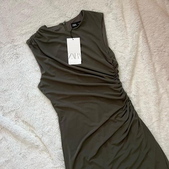 Nova Zara mini haljina sa naborima vel. S
