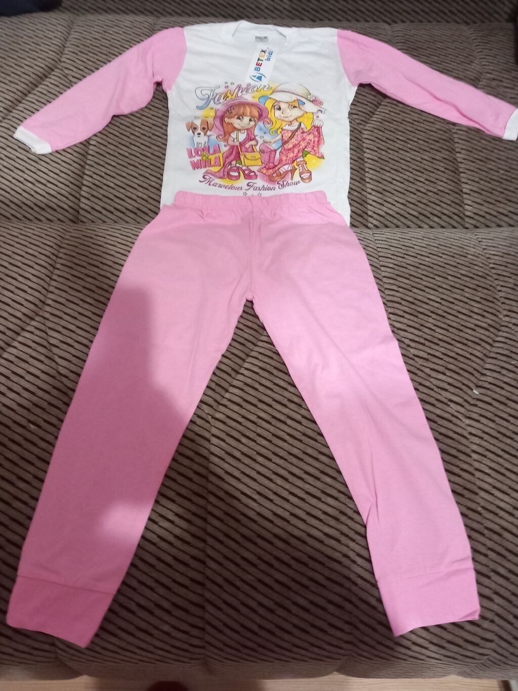 Pidžama za devojčice veličina 6, nova sa etiketom!