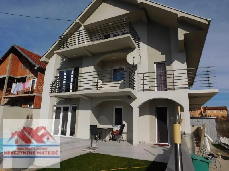 Prodaja, kuća, 350m2, Ćava, Kragujevac