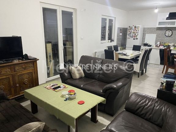 Surcin, Becmen, Novogradnja,Kuca 200m2, 2 stambene jedinice