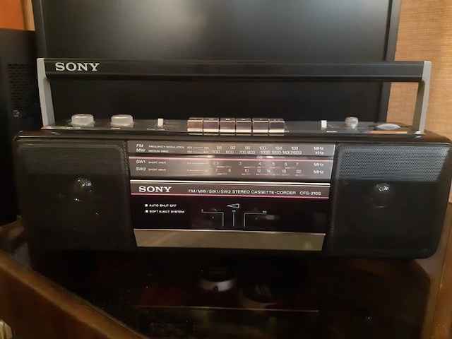 SONY CFS-210S Mini Boombox Radio Cassette Player