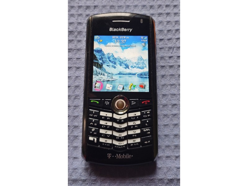 BlackBerry Pearl 8100(procitaj opis ,vazno je)