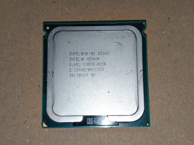 Intel Xeon E5345 - soket 771