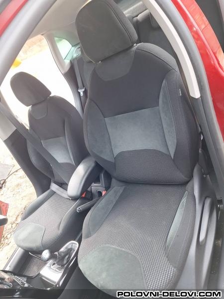 Citroen C3 Ehdi Enterijer