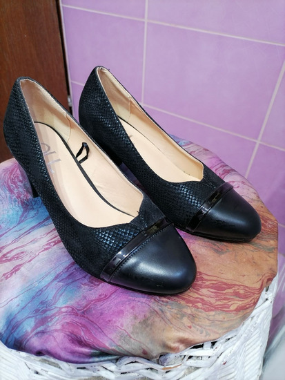 Crne cipele 38