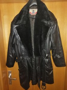 Na prodaju ženska kožna jakna