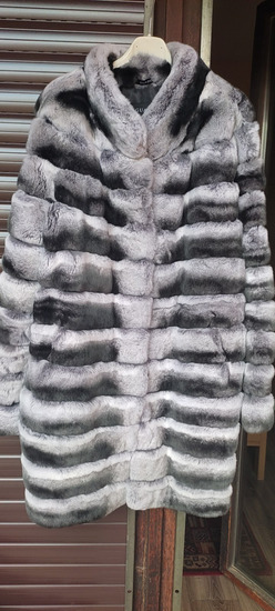 Luksuzna bunda od rex činčile Guado 40