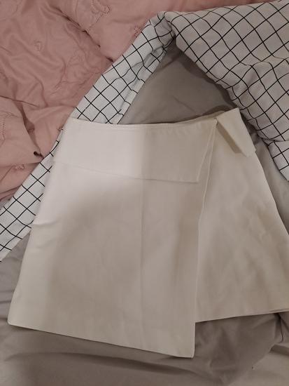 ZARA bela mini suknja