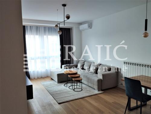 N.Beograd(New Minel)47m2,2.0+garaža-odličan #3395 1.100 €