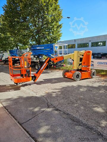 JLG E 300 AJ
JLG E300AJP