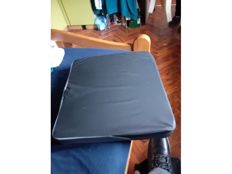 Antidekubitni jastuk za invalidska kolica