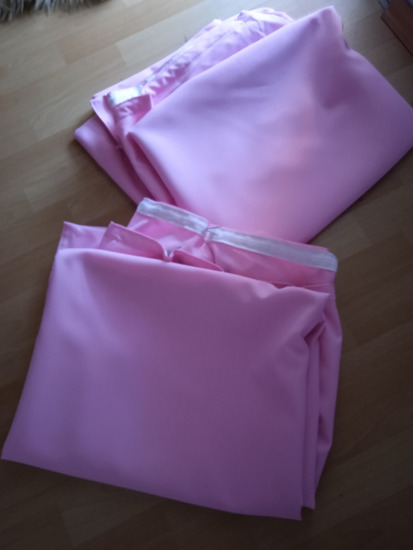 Roze draperi