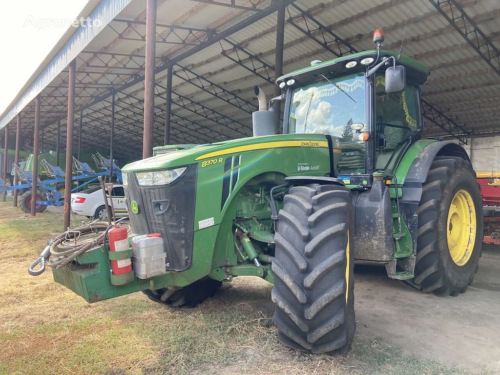 John Deere 8370 R traktor točkaš