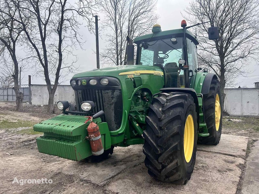 John Deere 8520 traktor točkaš
