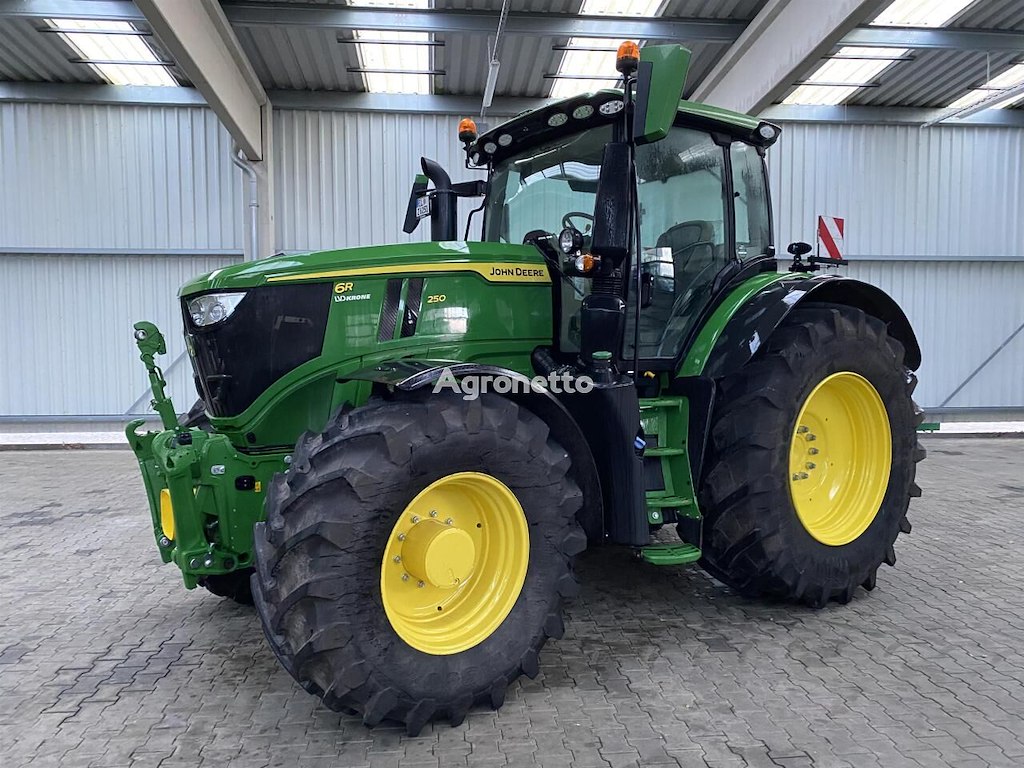 6R 250 traktor točkaš