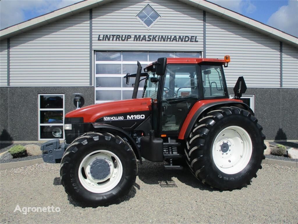 New Holland M160 Velkørende og stærk traktor traktor točkaš