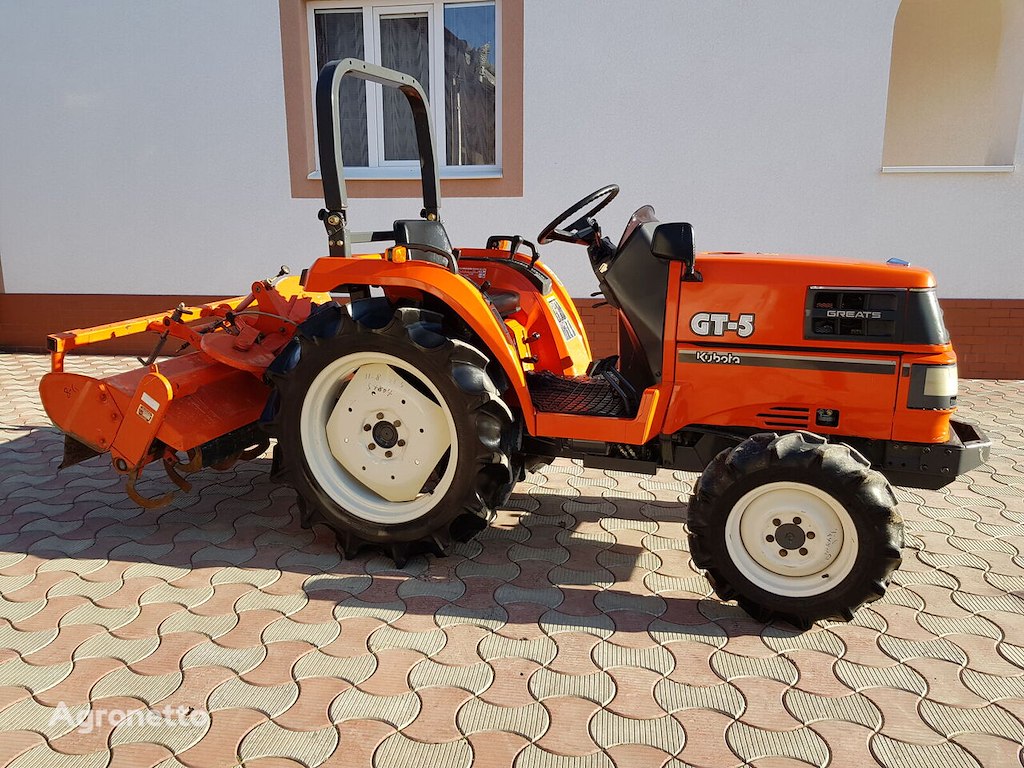 Kubota GT - 5 mini traktor