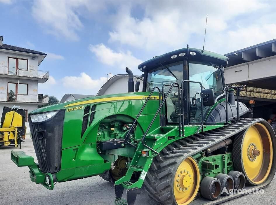 John Deere 8335 RT traktor guseničar