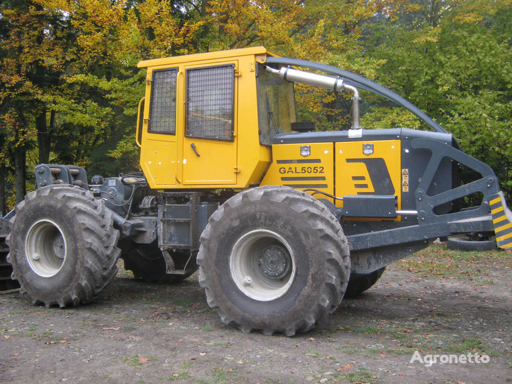 Novi GAL5052S šumarski traktor