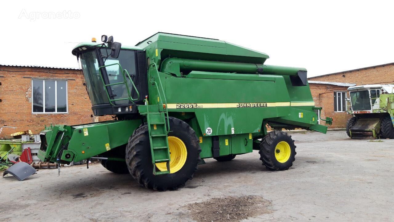 John Deere 2266Extra kombajn za žito