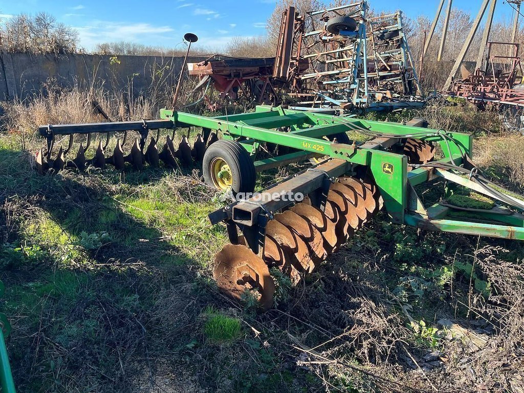 John Deere 425 tanjirača