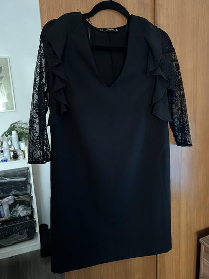 Zara crna haljina sa cipkom i karnerima