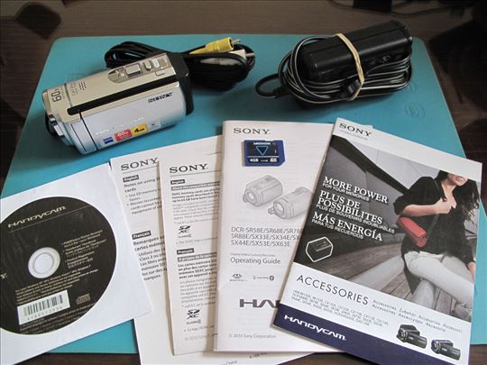Sony Dcr-Sx34e - super očuvana digitalna kamera