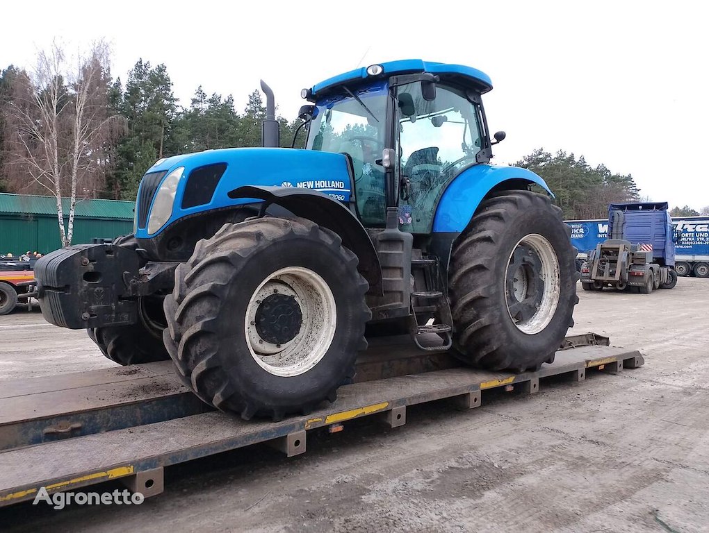 New Holland T7060 traktor točkaš