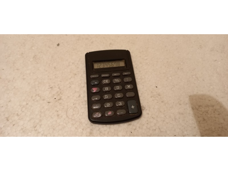 TEST: Digitron / Kalkulator