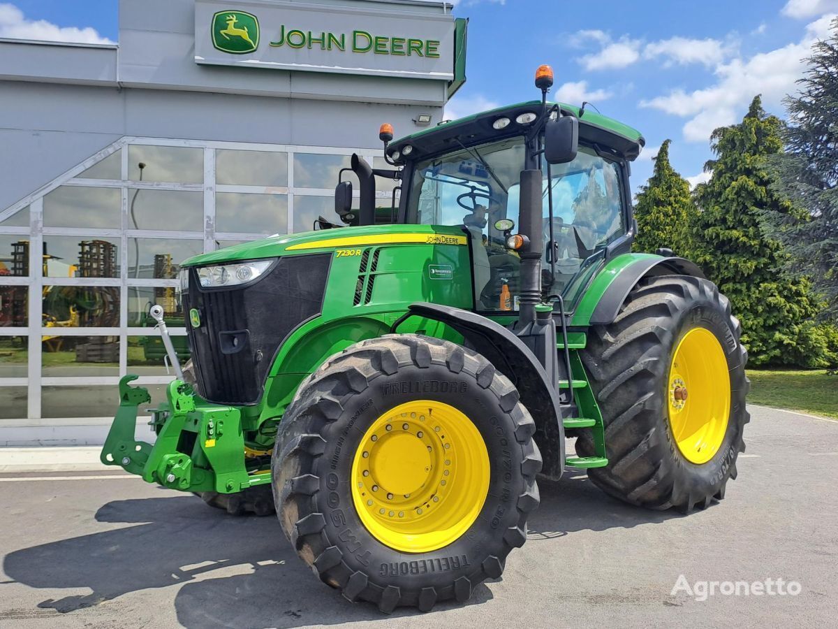 John Deere 7230R traktor točkaš