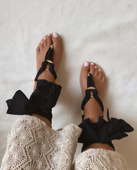 La'sari sandale na vezivanje