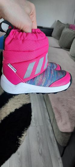 Adidas cizme za bebe devojcice vel 22