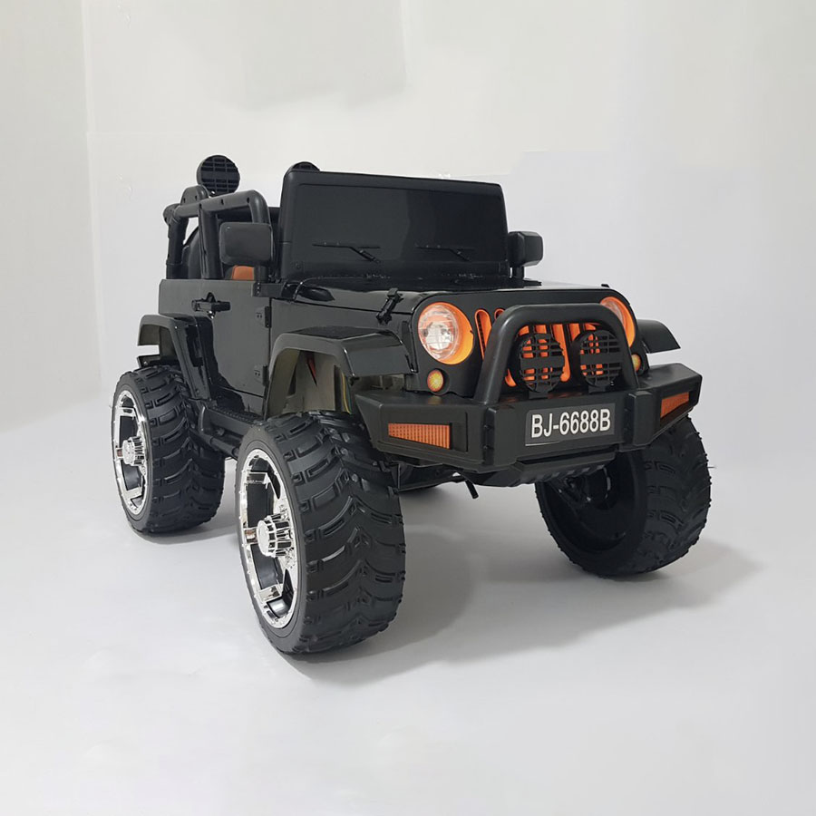 Dečiji automobil na akumulator – Jeep 4×4 – Crni