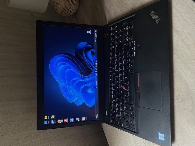 Lenovo ThinkPad L590/i5 8265U/16GB/256SSD/15,6FHD/5H